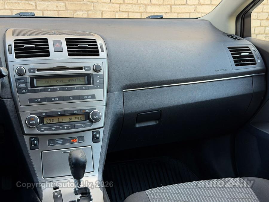 Melns Toyota Avensis 2010 Tallina, ar dzinēja tilpumu 2.00 L un nobraukumu 215 tūkst. km par 5690 €, foto 19 vietnē AUTOMOTO.COM.LV