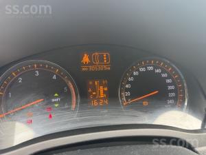 Melns Toyota Avensis 2010 Balvi, ar dzinēja tilpumu 2.00 L un nobraukumu 305 tūkst. km par 3990 €, foto 7 vietnē AUTOMOTO.COM.LV