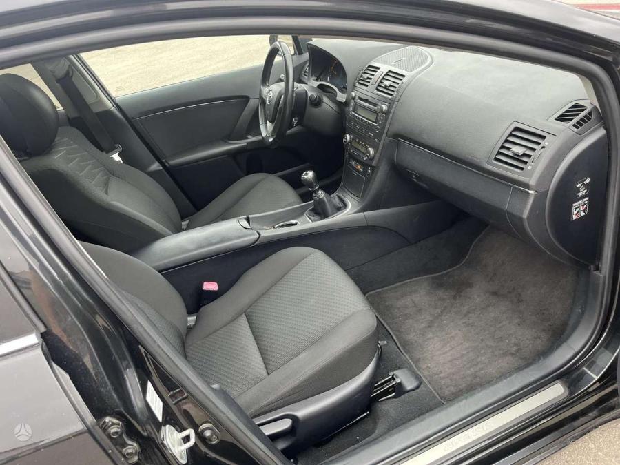 Melns Toyota Avensis 2010 Viļņa, ar dzinēja tilpumu 2.23 L un nobraukumu 350 tūkst. km par 2750 €, foto 9 vietnē AUTOMOTO.COM.LV