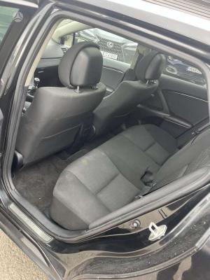 Melns Toyota Avensis 2010 Viļņa, ar dzinēja tilpumu 2.23 L un nobraukumu 350 tūkst. km par 2200 €, foto 10 vietnē AUTOMOTO.COM.LV