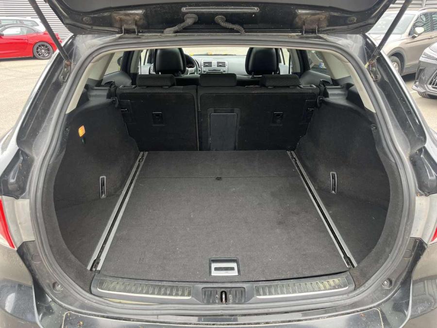Melns Toyota Avensis 2010 Viļņa, ar dzinēja tilpumu 2.23 L un nobraukumu 350 tūkst. km par 2200 €, foto 13 vietnē AUTOMOTO.COM.LV