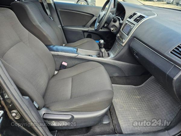 Melns Toyota Avensis 2010 Tartu, ar dzinēja tilpumu 1.80 L un nobraukumu 270 tūkst. km par 2900 €, foto 10 vietnē AUTOMOTO.COM.LV