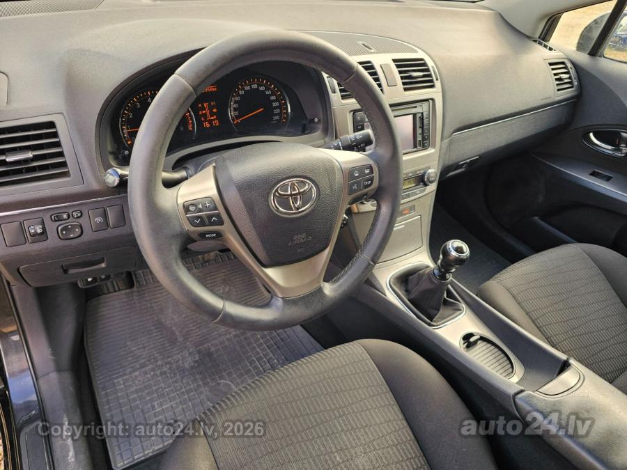 Черный Тойота Авенсис 2010 в Тарту, объемом двигателя 1.80 л и пробегом 270 тыс. км за 2900 €, фото 12 на AUTOMOTO.COM.LV