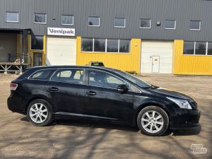 Melns Toyota Avensis 2010 Utena, ar dzinēja tilpumu 2.20 L un nobraukumu 240 tūkst. km par 3350 €, foto 5 vietnē AUTOMOTO.COM.LV