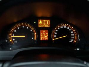 Черный Тойота Авенсис 2010 в Вильнюс, объемом двигателя 1.99 л и пробегом 221 тыс. км за 6500 €, фото 15 на AUTOMOTO.COM.LV