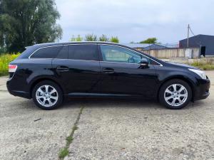Melns Toyota Avensis 2010 Rīga, ar dzinēja tilpumu 2.20 L un nobraukumu 185 tūkst. km par 4700 €, foto 5 vietnē AUTOMOTO.COM.LV