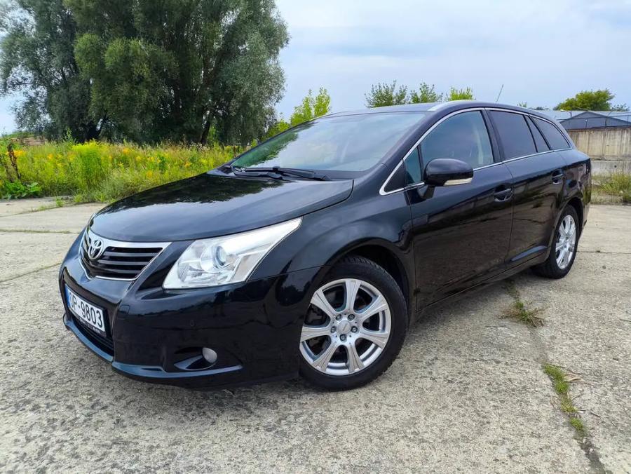 Melns Toyota Avensis 2010 Rīga, ar dzinēja tilpumu 2.20 L un nobraukumu 185 tūkst. km par 4700 €, foto 9 vietnē AUTOMOTO.COM.LV