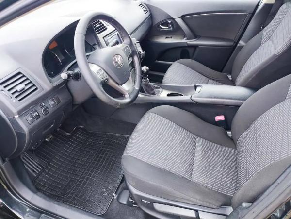 Черный Тойота Авенсис 2010 в Рига, объемом двигателя 2.20 л и пробегом 185 тыс. км за 4700 €, фото 10 на AUTOMOTO.COM.LV