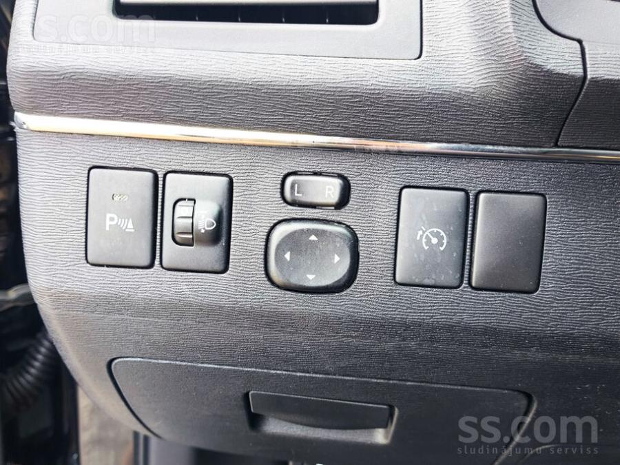 Melns Toyota Avensis 2010 Rīga, ar dzinēja tilpumu 2.20 L un nobraukumu 185 tūkst. km par 4700 €, foto 22 vietnē AUTOMOTO.COM.LV
