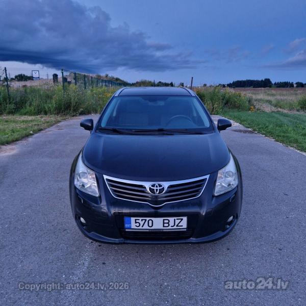 Черный Тойота Авенсис 2010 в Тарту, объемом двигателя 2.20 л и пробегом 307 тыс. км за 2290 €, фото 1 на AUTOMOTO.COM.LV