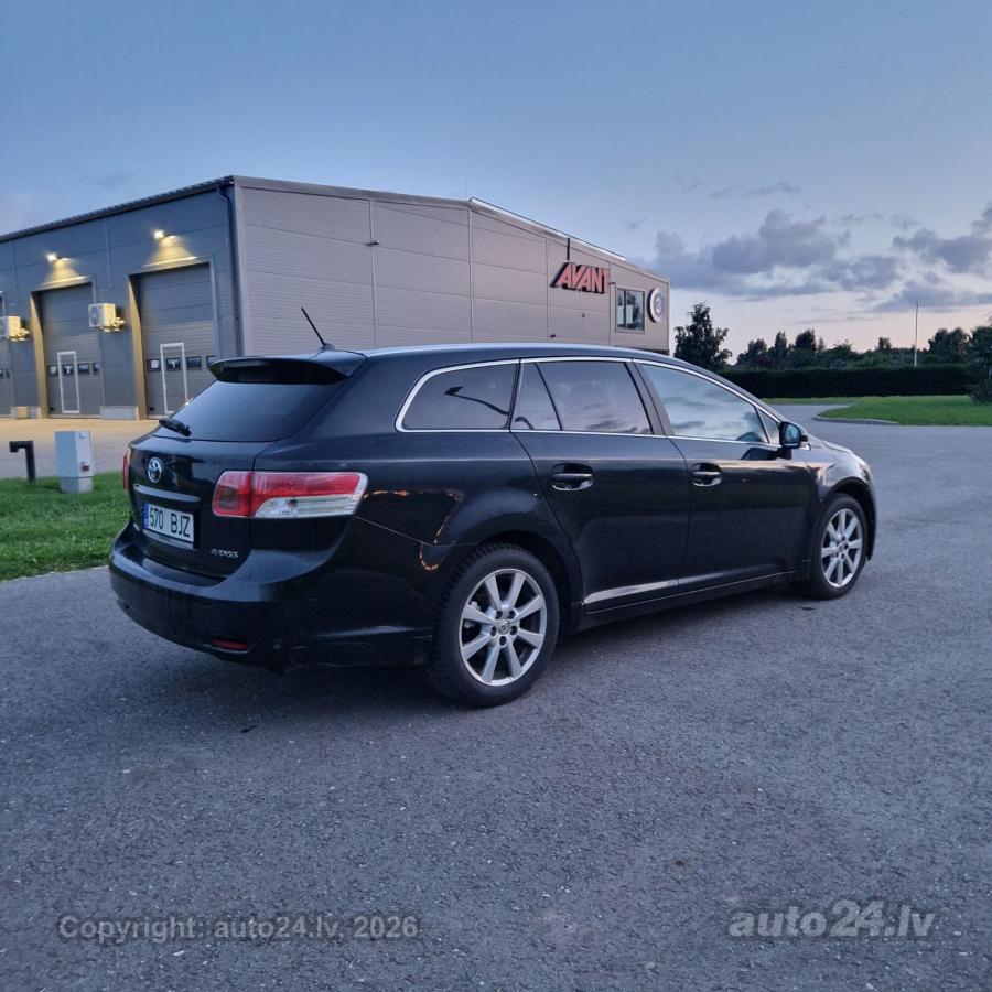 Melns Toyota Avensis 2010 Tartu, ar dzinēja tilpumu 2.20 L un nobraukumu 307 tūkst. km par 2290 €, foto 6 vietnē AUTOMOTO.COM.LV