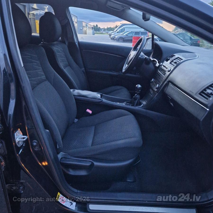 Melns Toyota Avensis 2010 Tartu, ar dzinēja tilpumu 2.20 L un nobraukumu 307 tūkst. km par 2290 €, foto 7 vietnē AUTOMOTO.COM.LV