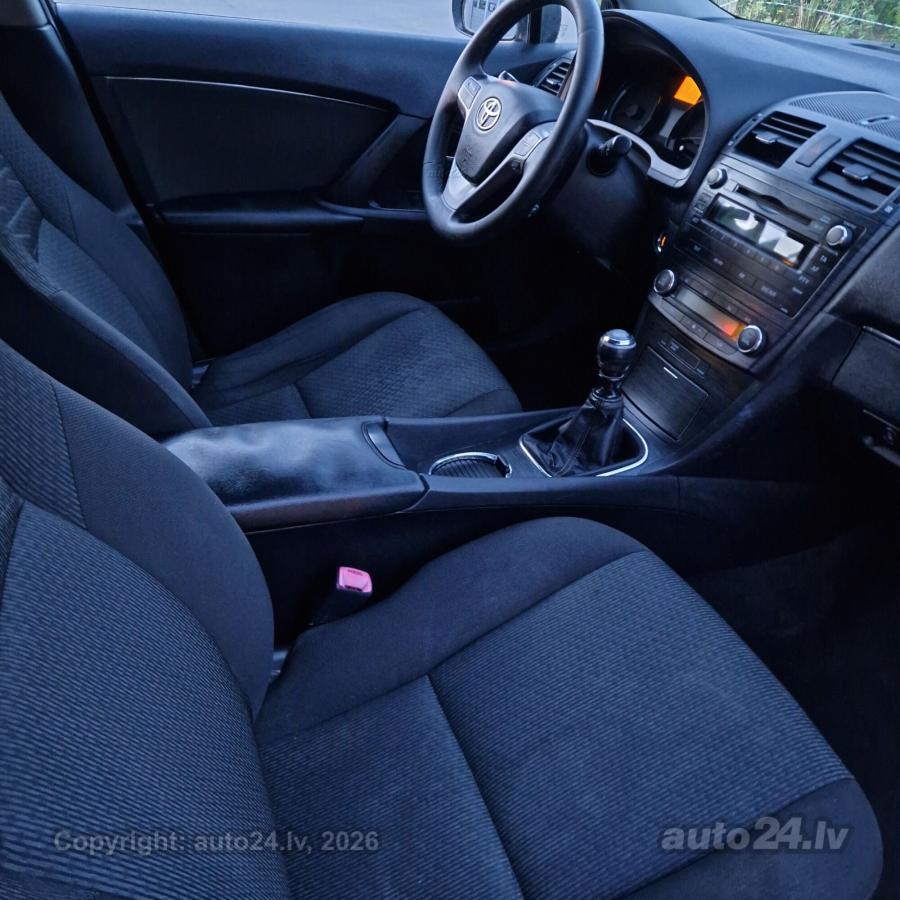 Melns Toyota Avensis 2010 Tartu, ar dzinēja tilpumu 2.20 L un nobraukumu 307 tūkst. km par 2290 €, foto 8 vietnē AUTOMOTO.COM.LV