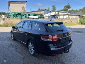 Melns Toyota Avensis 2010 Utena, ar dzinēja tilpumu 2.20 L un nobraukumu 240 tūkst. km par 3650 €, foto 12 vietnē AUTOMOTO.COM.LV