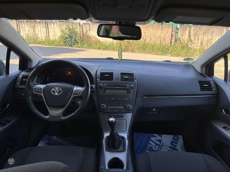 Melns Toyota Avensis 2010 Utena, ar dzinēja tilpumu 2.20 L un nobraukumu 240 tūkst. km par 3650 €, foto 14 vietnē AUTOMOTO.COM.LV