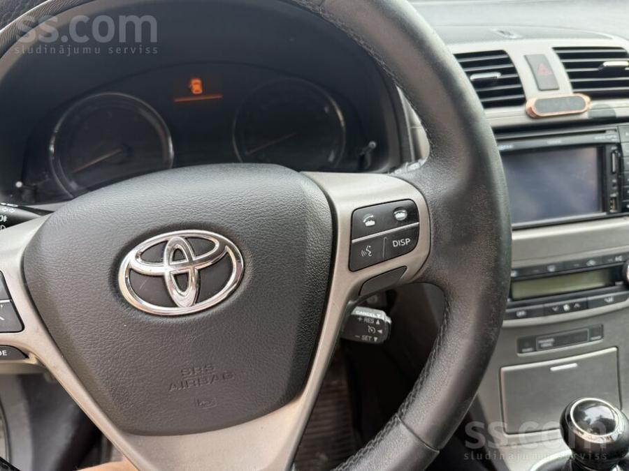 Melns Toyota Avensis 2010 Balvi, ar dzinēja tilpumu 2.00 L un nobraukumu 305 tūkst. km par 2100 €, foto 6 vietnē AUTOMOTO.COM.LV