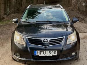 Black Toyota Avensis 2010 in Vilnius, with an engine capacity of 2.00 L and mileage of 385 thousand km for 2050 €, photo 4 on AUTOMOTO.COM.LV
