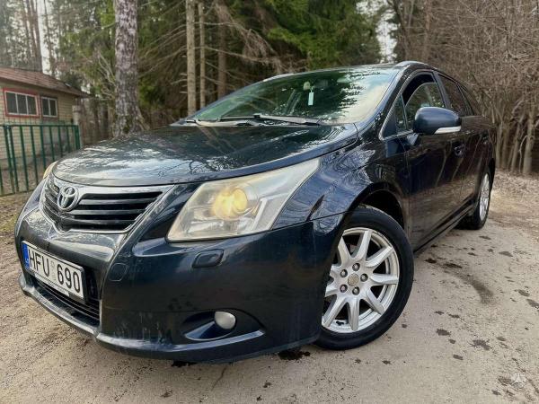 Melns Toyota Avensis 2010 Viļņa, ar dzinēja tilpumu 2.00 L un nobraukumu 385 tūkst. km par 2050 €, foto 4 vietnē AUTOMOTO.COM.LV