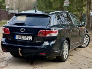 Black Toyota Avensis 2010 in Vilnius, with an engine capacity of 2.00 L and mileage of 385 thousand km for 2050 €, photo 13 on AUTOMOTO.COM.LV