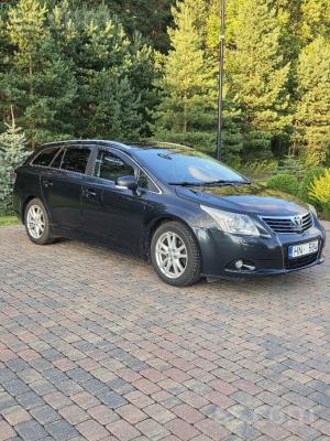 Melns Toyota Avensis 2010 Rīga, ar dzinēja tilpumu 2.00 L un nobraukumu 316 tūkst. km par 4850 €, foto 3 vietnē AUTOMOTO.COM.LV