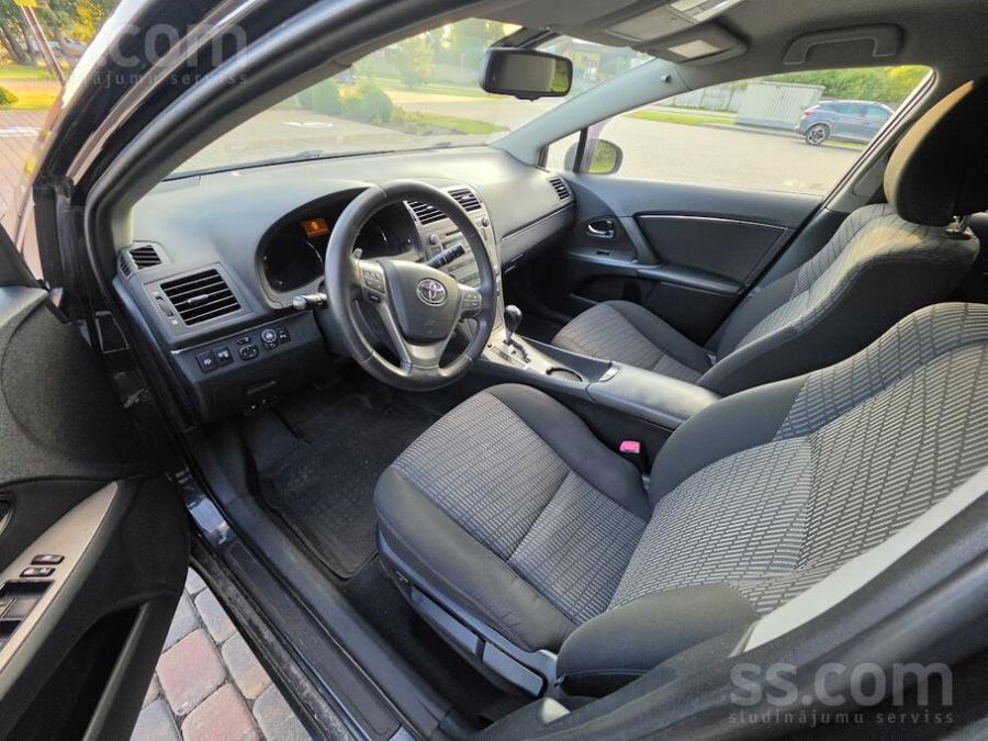 Melns Toyota Avensis 2010 Rīga, ar dzinēja tilpumu 2.00 L un nobraukumu 316 tūkst. km par 4850 €, foto 6 vietnē AUTOMOTO.COM.LV