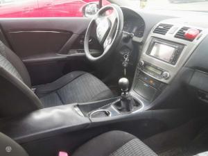 Black Toyota Avensis 2010 in Vilnius, with an engine capacity of 2.00 L and mileage of 387 thousand km for 1600 €, photo 4 on AUTOMOTO.COM.LV
