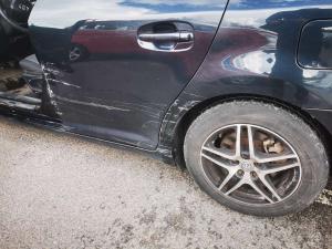 Black Toyota Avensis 2010 in Vilnius, with an engine capacity of 2.00 L and mileage of 387 thousand km for 1600 €, photo 15 on AUTOMOTO.COM.LV