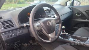 Melns Toyota Avensis 2010 Tallina, ar dzinēja tilpumu 2.20 L un nobraukumu 402 tūkst. km par 2500 €, foto 6 vietnē AUTOMOTO.COM.LV