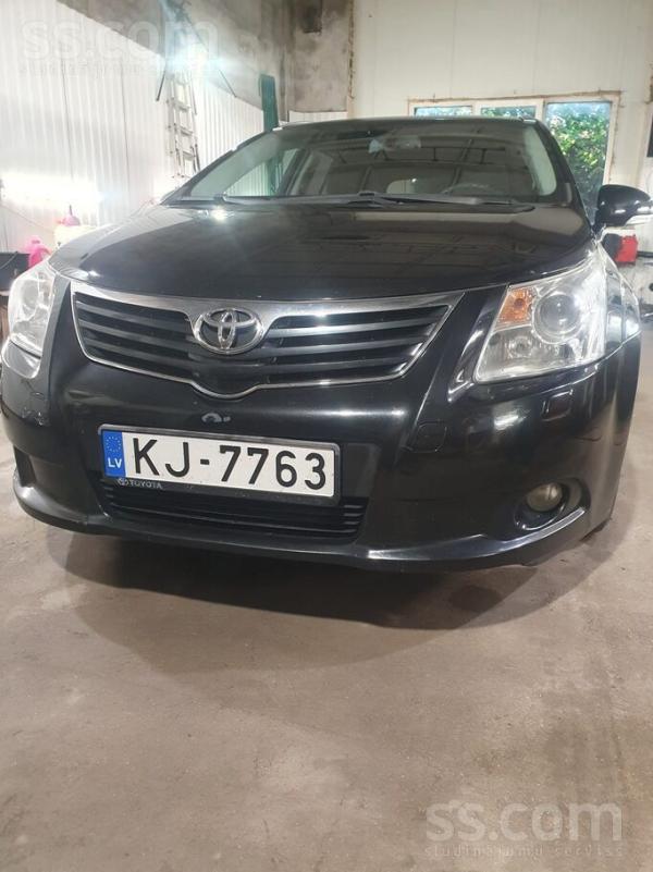 Melns Toyota Avensis 2010 Rīga, ar dzinēja tilpumu 2.00 L un nobraukumu 217 tūkst. km par 3900 €, foto 11 vietnē AUTOMOTO.COM.LV