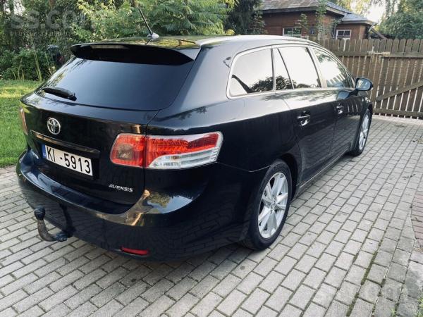 Черный Тойота Авенсис 2010 в Рига, объемом двигателя 2.20 л и пробегом 318 тыс. км за 5100 €, фото 4 на AUTOMOTO.COM.LV