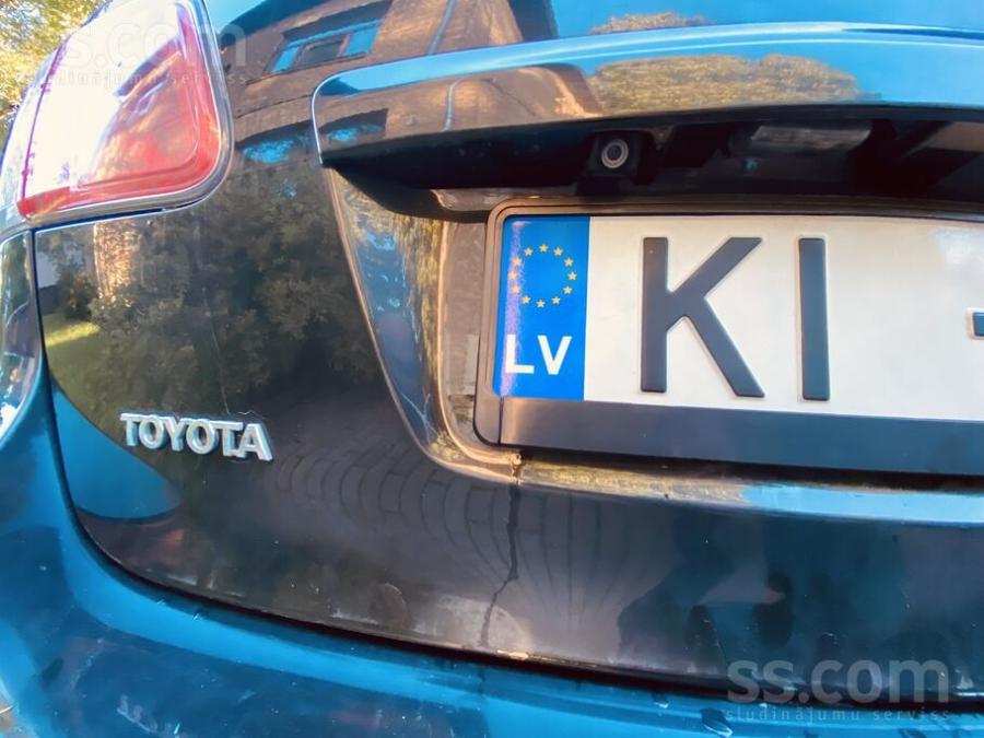 Melns Toyota Avensis 2010 Rīga, ar dzinēja tilpumu 2.20 L un nobraukumu 318 tūkst. km par 5100 €, foto 14 vietnē AUTOMOTO.COM.LV