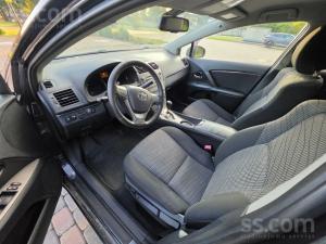 Melns Toyota Avensis 2010 Rīga, ar dzinēja tilpumu 2.00 L un nobraukumu 316 tūkst. km par 4650 €, foto 6 vietnē AUTOMOTO.COM.LV