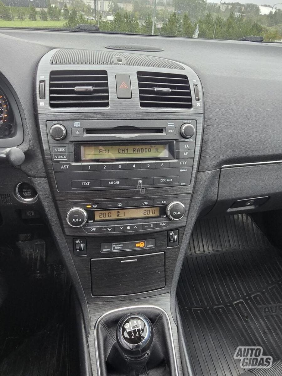Melns Toyota Avensis 2010 Viļņa, ar dzinēja tilpumu 2.00 L un nobraukumu 255 tūkst. km par 3450 €, foto 10 vietnē AUTOMOTO.COM.LV