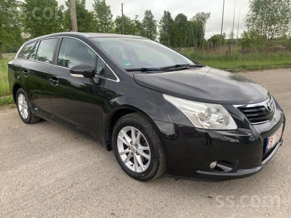 Melns Toyota Avensis 2011 Ogre, ar dzinēja tilpumu 1.80 L un nobraukumu 218 tūkst. km par 3550 €, foto 1 vietnē AUTOMOTO.COM.LV
