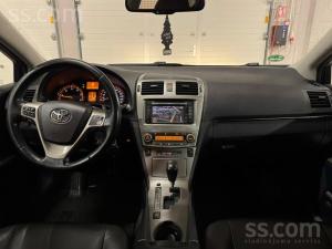 Melns Toyota Avensis 2011 Rīga, ar dzinēja tilpumu 2.20 L un nobraukumu 284 tūkst. km par 5650 €, foto 8 vietnē AUTOMOTO.COM.LV