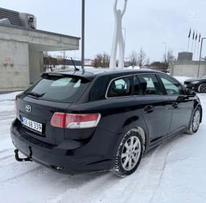 Black Toyota Avensis 2011 in Vilnius, with an engine capacity of 2.23 L and mileage of 252 thousand km for 2700 €, photo 10 on AUTOMOTO.COM.LV