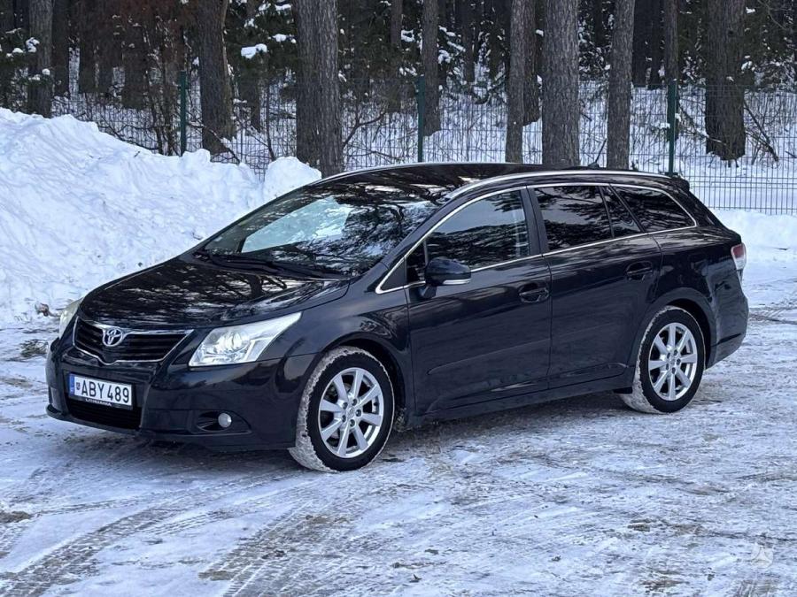 Melns Toyota Avensis 2011 Druskininkai, ar dzinēja tilpumu 2.00 L un nobraukumu 220 tūkst. km par 4850 €, foto 1 vietnē AUTOMOTO.COM.LV