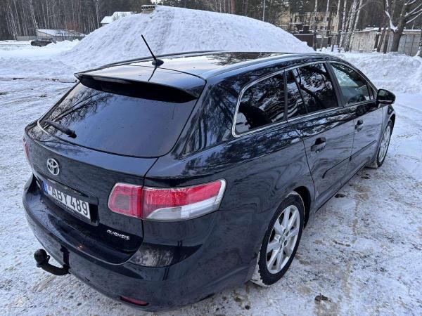 Black Toyota Avensis 2011 in Druskininkai, with an engine capacity of 2.00 L and mileage of 220 thousand km for 4850 €, photo 7 on AUTOMOTO.COM.LV