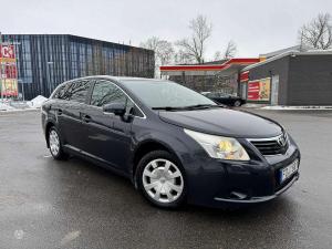 Black Toyota Avensis 2011 in Vilnius, with an engine capacity of 1.60 L and mileage of 220 thousand km for 4150 €, photo  on AUTOMOTO.COM.LV
