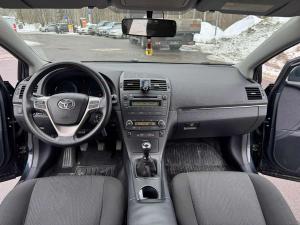 Black Toyota Avensis 2011 in Vilnius, with an engine capacity of 1.60 L and mileage of 220 thousand km for 4150 €, photo 9 on AUTOMOTO.COM.LV