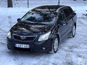 Melns Toyota Avensis 2011 Druskininkai, ar dzinēja tilpumu 2.00 L un nobraukumu 220 tūkst. km par 4650 €, foto  vietnē AUTOMOTO.COM.LV