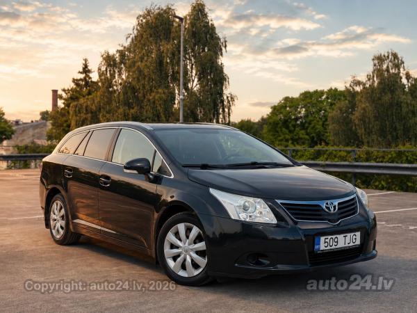 Black Toyota Avensis 2011 in Tartu, with an engine capacity of 1.80 L and mileage of 250 thousand km for 4590 €, photo 1 on AUTOMOTO.COM.LV