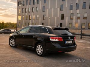 Черный Тойота Авенсис 2011 в Тарту, объемом двигателя 1.80 л и пробегом 250 тыс. км за 4590 €, фото 9 на AUTOMOTO.COM.LV