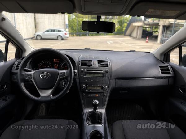 Black Toyota Avensis 2011 in Tartu, with an engine capacity of 1.80 L and mileage of 250 thousand km for 4590 €, photo 9 on AUTOMOTO.COM.LV