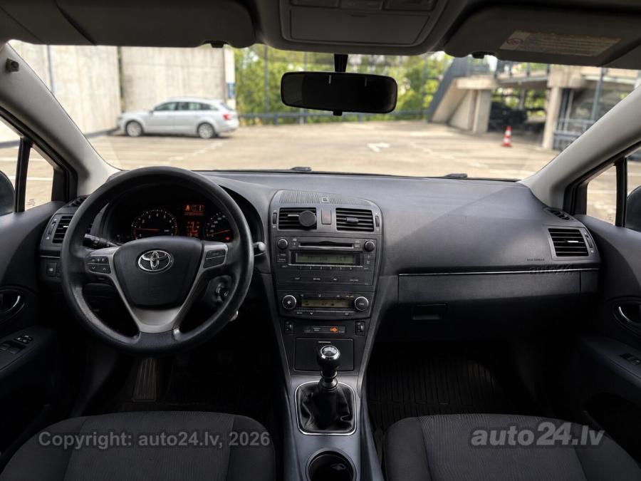 Черный Тойота Авенсис 2011 в Тарту, объемом двигателя 1.80 л и пробегом 250 тыс. км за 4590 €, фото 10 на AUTOMOTO.COM.LV
