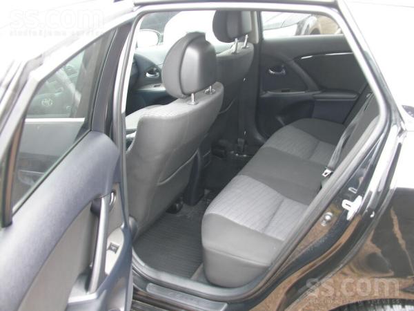Melns Toyota Avensis 2011 Rīga, ar dzinēja tilpumu 2.20 L un nobraukumu 0 tūkst. km par 4350 €, foto 10 vietnē AUTOMOTO.COM.LV