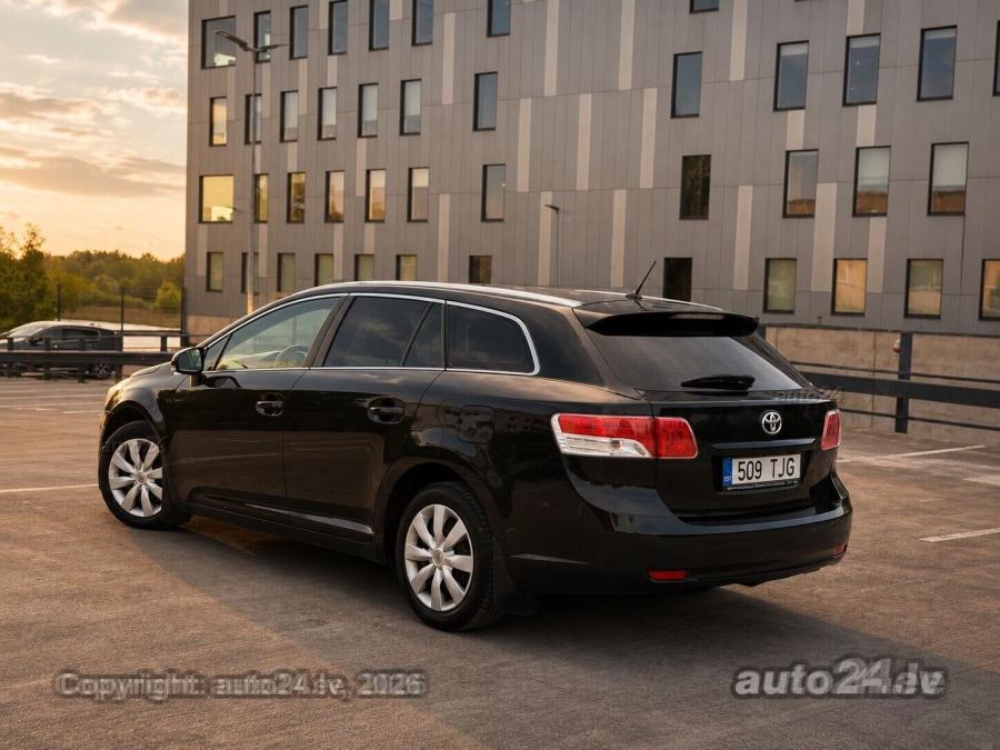 Melns Toyota Avensis 2011 Tartu, ar dzinēja tilpumu 1.80 L un nobraukumu 250 tūkst. km par 4590 €, foto 7 vietnē AUTOMOTO.COM.LV