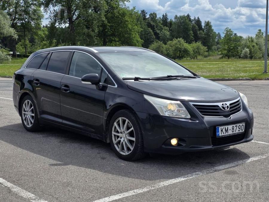Черный Тойота Авенсис 2011 в Цесис, объемом двигателя 2.20 л и пробегом 277 тыс. км за 4200 €, фото 4 на AUTOMOTO.COM.LV