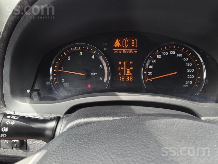 Черный Тойота Авенсис 2011 в Цесис, объемом двигателя 2.20 л и пробегом 277 тыс. км за 4200 €, фото 25 на AUTOMOTO.COM.LV