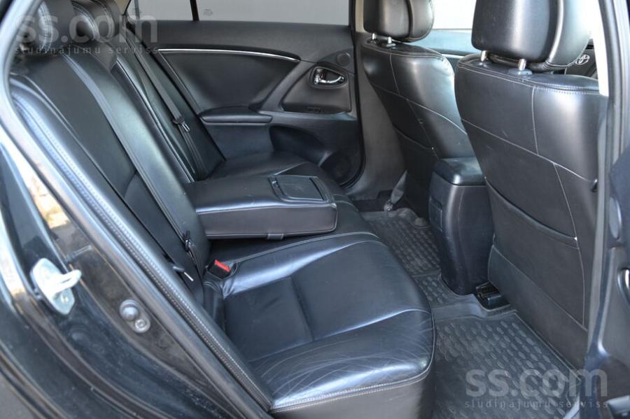 Melns Toyota Avensis 2011 Rīga, ar dzinēja tilpumu 2.00 L un nobraukumu 335 tūkst. km par 4150 €, foto 9 vietnē AUTOMOTO.COM.LV